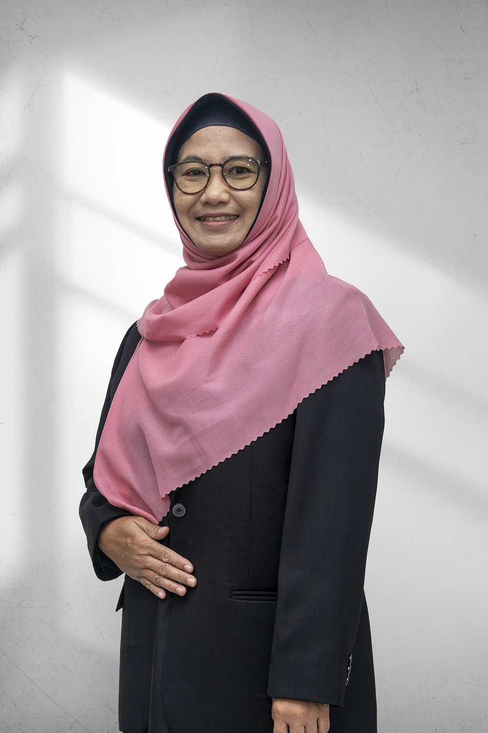 Lecturer - Diploma Analisis Kimia
