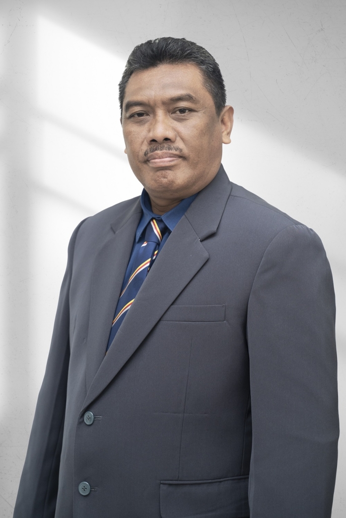 Prof. Riyanto, S.Pd., M.Si., Ph.D. - Diploma Analisis Kimia