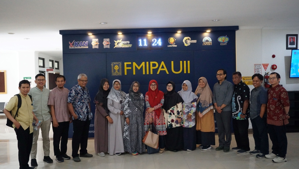 DSC055121 - Diploma Analisis Kimia